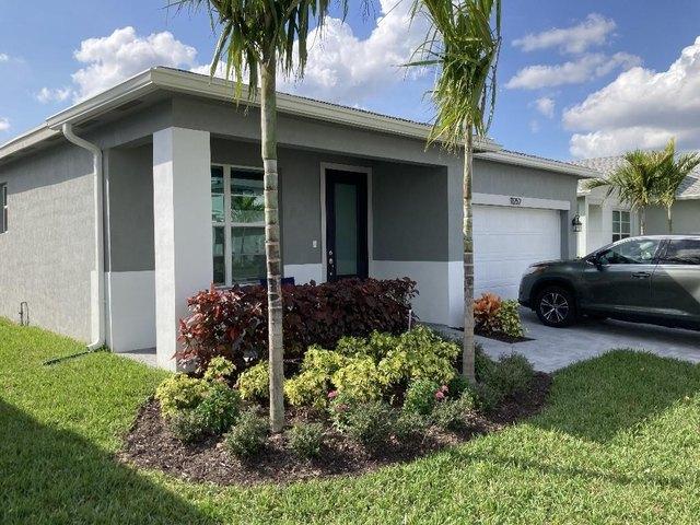 11252 SW Lyra Dr, Port Saint Lucie, FL 34987
