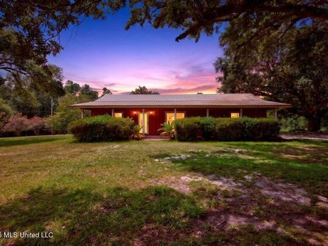 11257 Vidalia Rd, Pass Christian, MS 39571