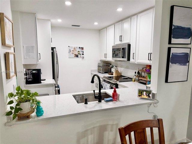 11259 SW 88th St Unit 204H, Miami, FL 33176