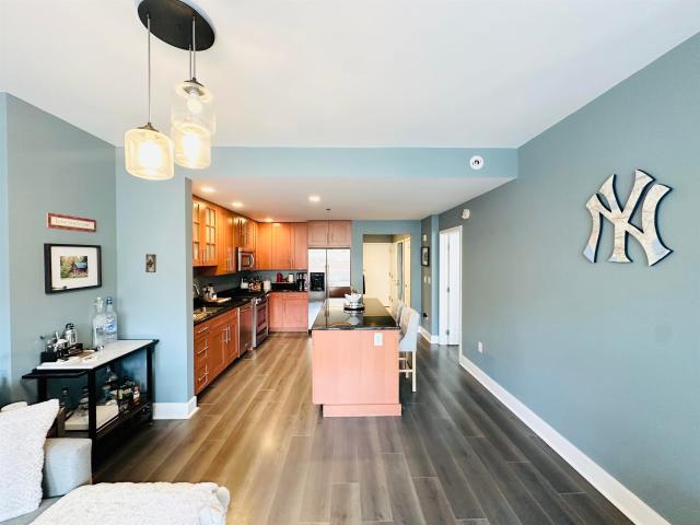 1125 Maxwell Lane # 426
