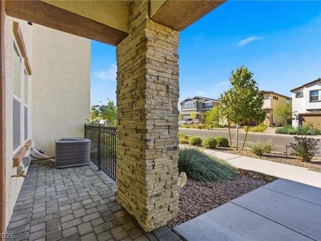 1125 Meadow Sparrow Pl, Henderson, NV 89011