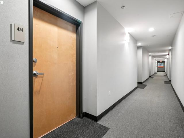 1125 NW 9TH AVE # 424