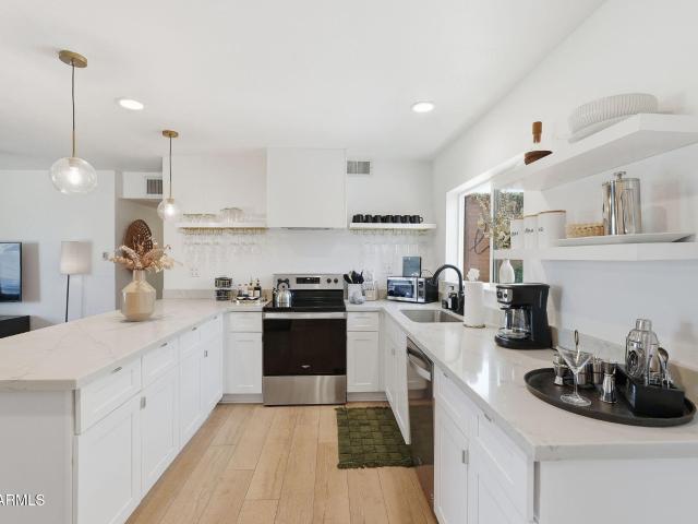 1125 N 78TH Street