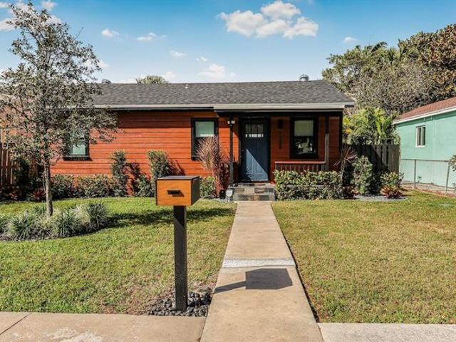 1125 N K St, Lake Worth Beach, FL 33460