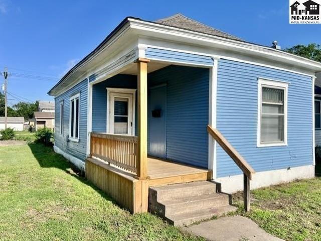 1125 N Monroe St, Hutchinson, KS 67501