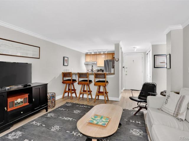 1125 N Washington Street # 206