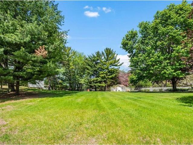 1125 Oakview Ln N, Plymouth, MN 55441