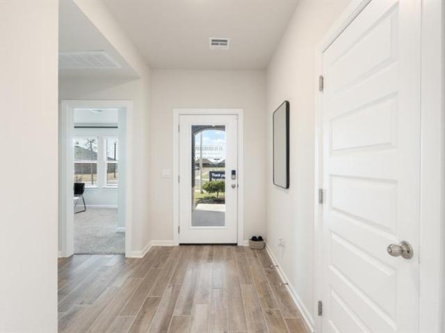 1125 Auburn Circle