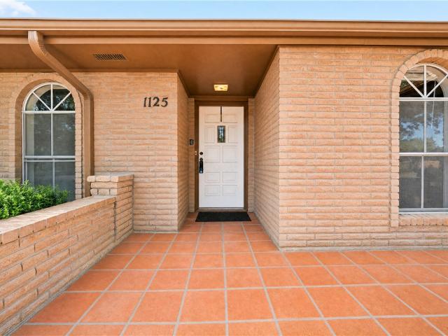 1125 Adeline Street