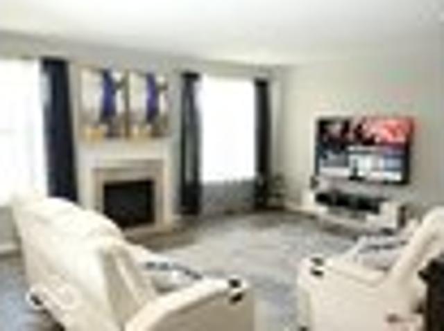 1125 Barberry Dr, Greenwood, IN 46143 | Realtor. Com