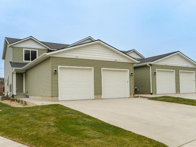 1125 Century Village Lane NE