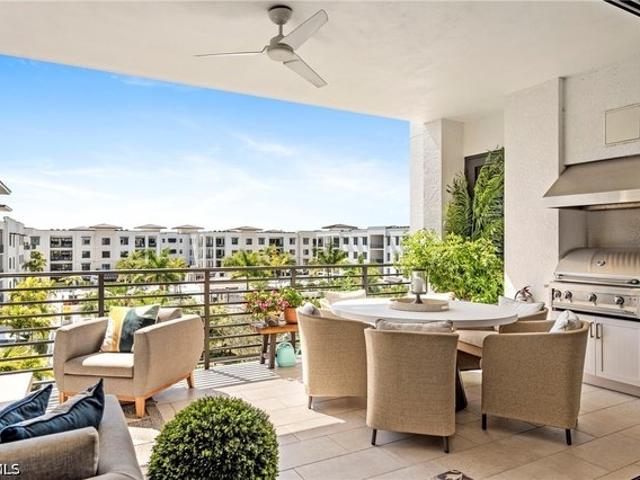 1125 Central Ave Unit 560, Naples, FL 34102