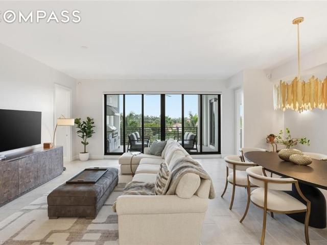 1125 Central Ave 469, Naples, FL