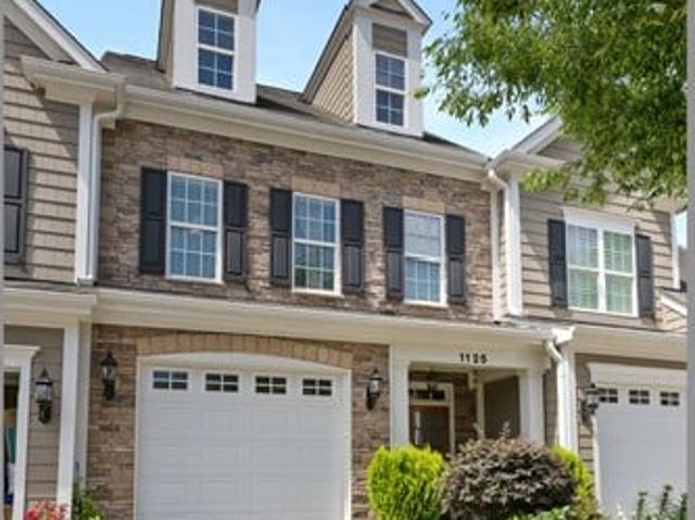 1125 Checkerberry Drive 3/3 1570 sqft