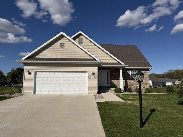 1125 Chestnut Cir, Plymouth, IN 46563