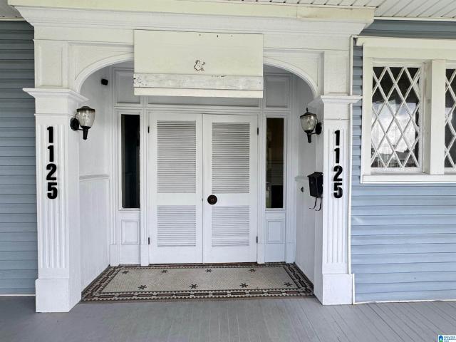 1125 Christine Avenue