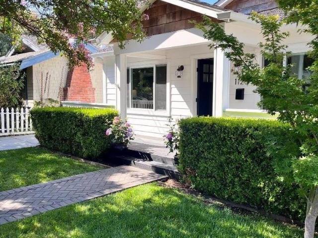 1125 Cook Street