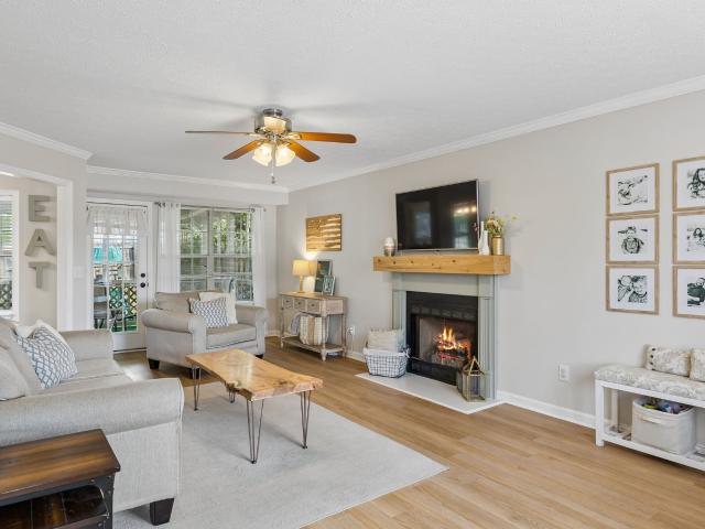 1125 Dawnwood Dr
