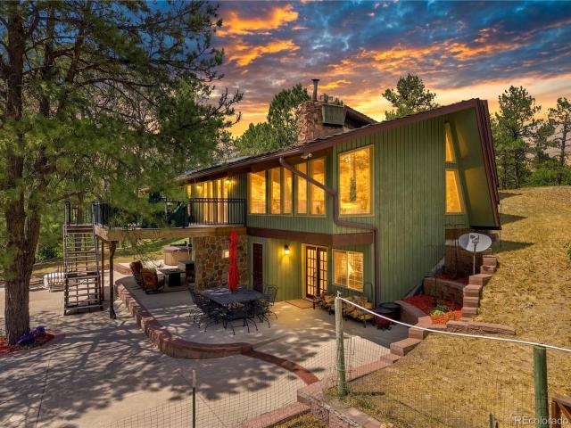 1125 Deerpath Road