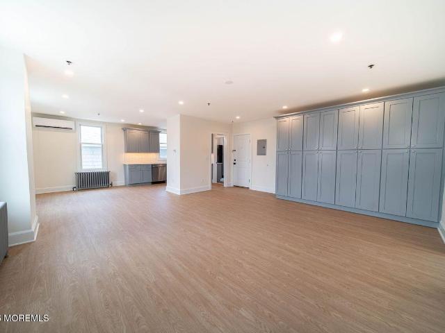 1125 E Ocean Avenue Unit 2a