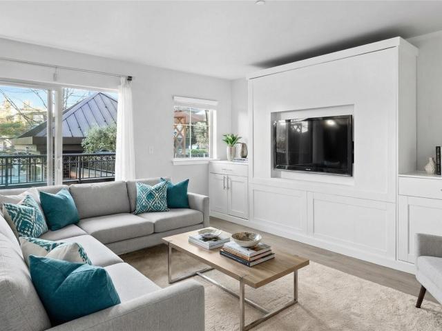 1125 E Olive Street # 212