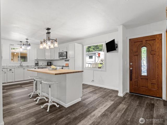 1125 Fish Pond Road