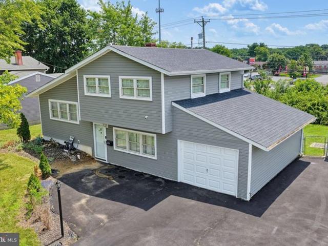 1125 Greentree Rd, Newark, DE 19713