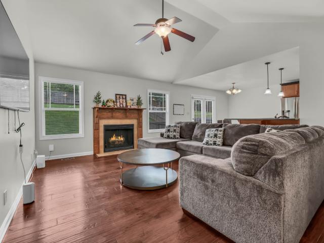 1125 Ishee Dr