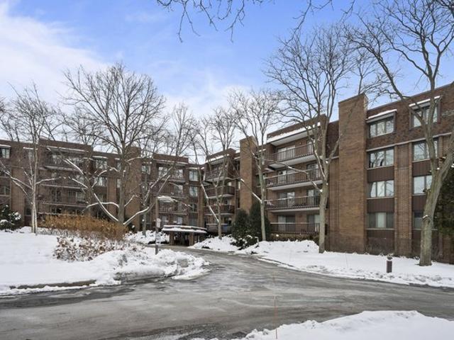1125 Lake Cook Rd Apt 405, Northbrook, IL 60062