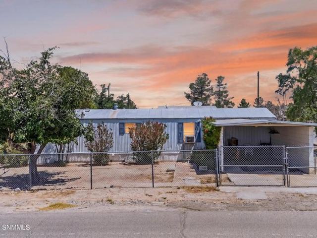 1125 Livesay St, Anthony, NM 88021