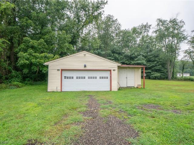 1125 Perry Drive NW