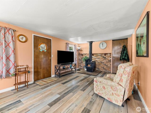 1125 State Route 105