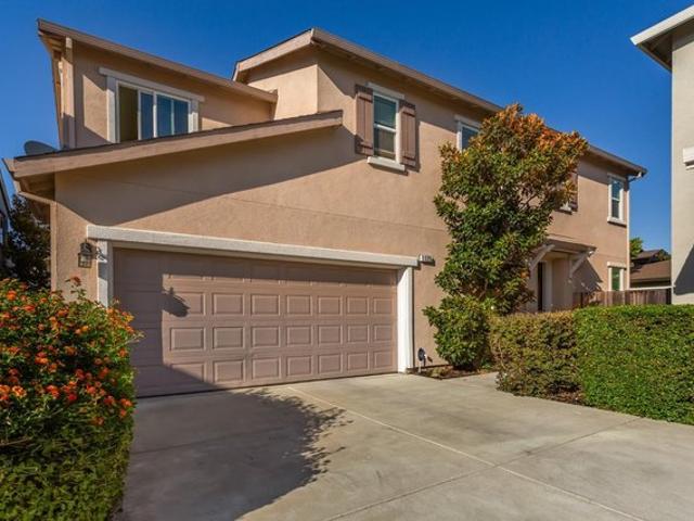 1125 Strawberry Ln, Suisun City, CA 94585