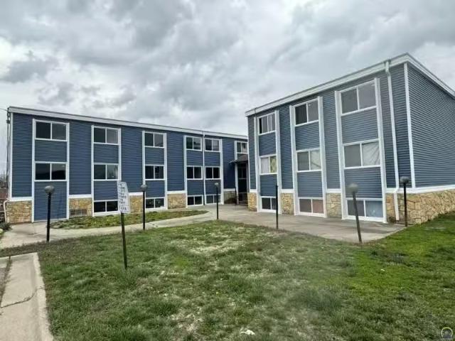 1125 SW POLK ST, TOPEKA, KS 66612 Multi Family For Sale MLS#.