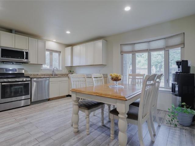 1125 Shadyglen Circle