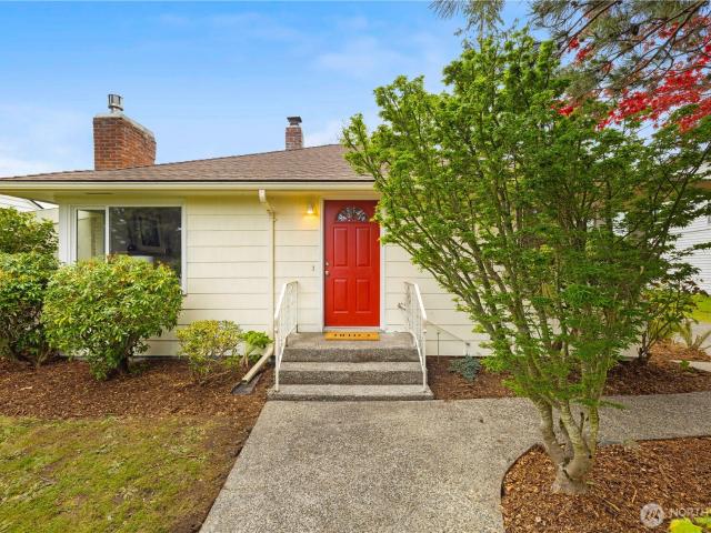 1125 th Ave SW, Seattle, WA 98146 | MLS #2507 | Compass