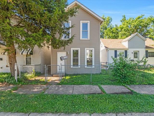 1125 W 5th St, Davenport, IA 52802