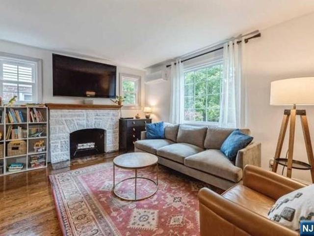 1125 W Laurelton Pkwy, Teaneck, NJ 07666 | MLS #26008 | Compass