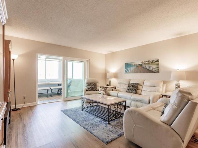 1125 W Peppertree Dr, Unit 701, Sarasota, FL 34242 | MLS #TB8465
