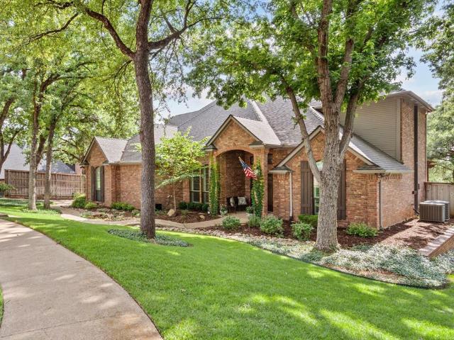 1125 Williamsburg Lane