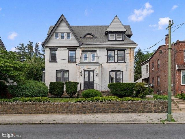 1125 27 Arrott St, Philadelphia, PA 19124