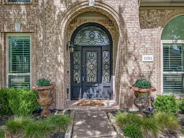 11261 Tenison Lane