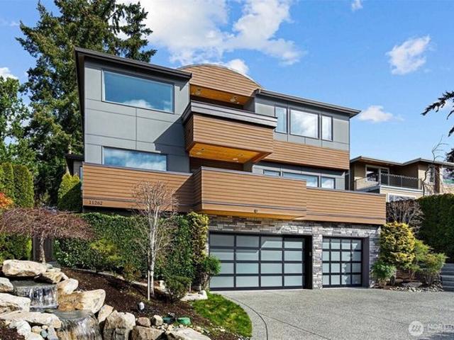 11262 SE 34th St, Bellevue, WA 98004