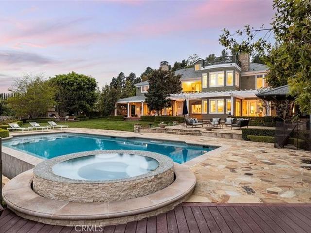 11262 Skyline Dr, North Tustin, CA 92705