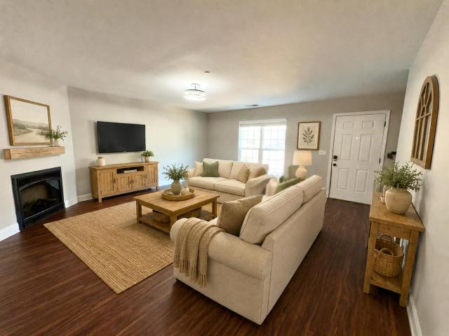 1126 Maple Tree Lane