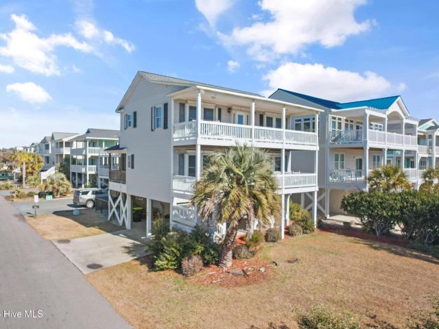 1126 Ocean Boulevard W