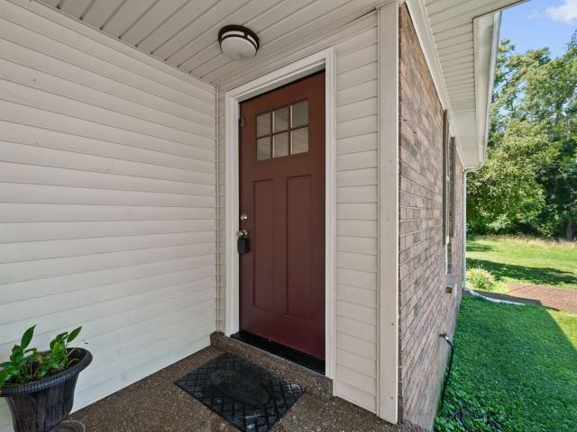 1126 Apple Valley Rd