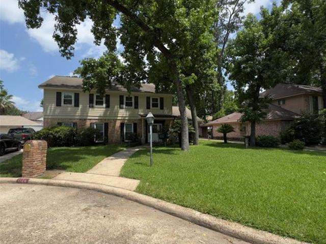 1126 Caspian Ln, Houston, TX 77090