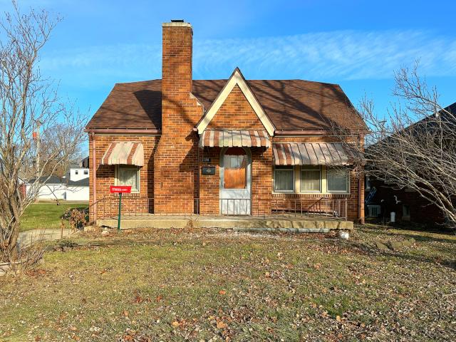 1126 E Main St, Streator, IL 61364 | Compass