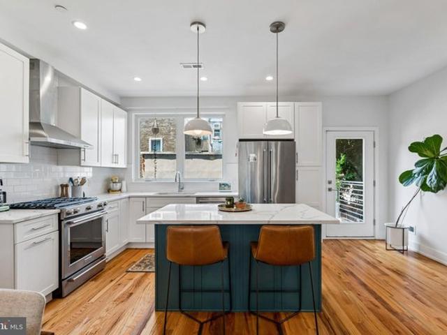 1126 E Palmer St Unit 11, Philadelphia, PA 19125